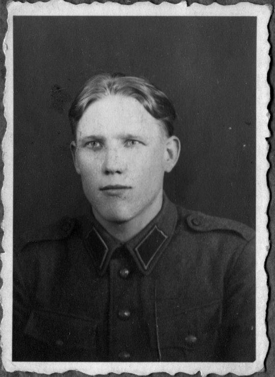 Sotapolku.fi - Tuuri, Tauno Heikki